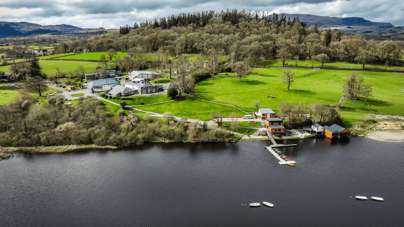 Gwersyll yr Urdd Glan-llyn Residential Centre Wales | UK School Trips